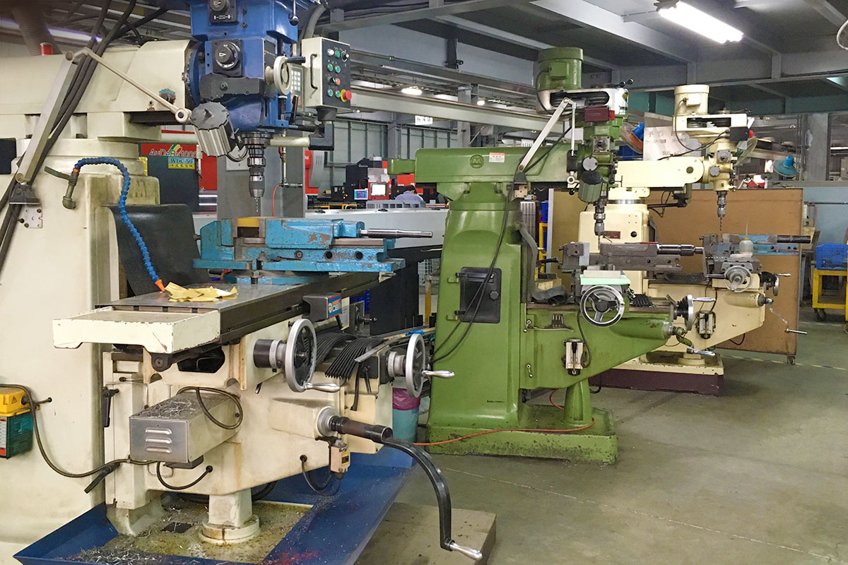 Milling Machine *3 – Sheet Metal Manufacturer in Taiwan – Wee Chin ...